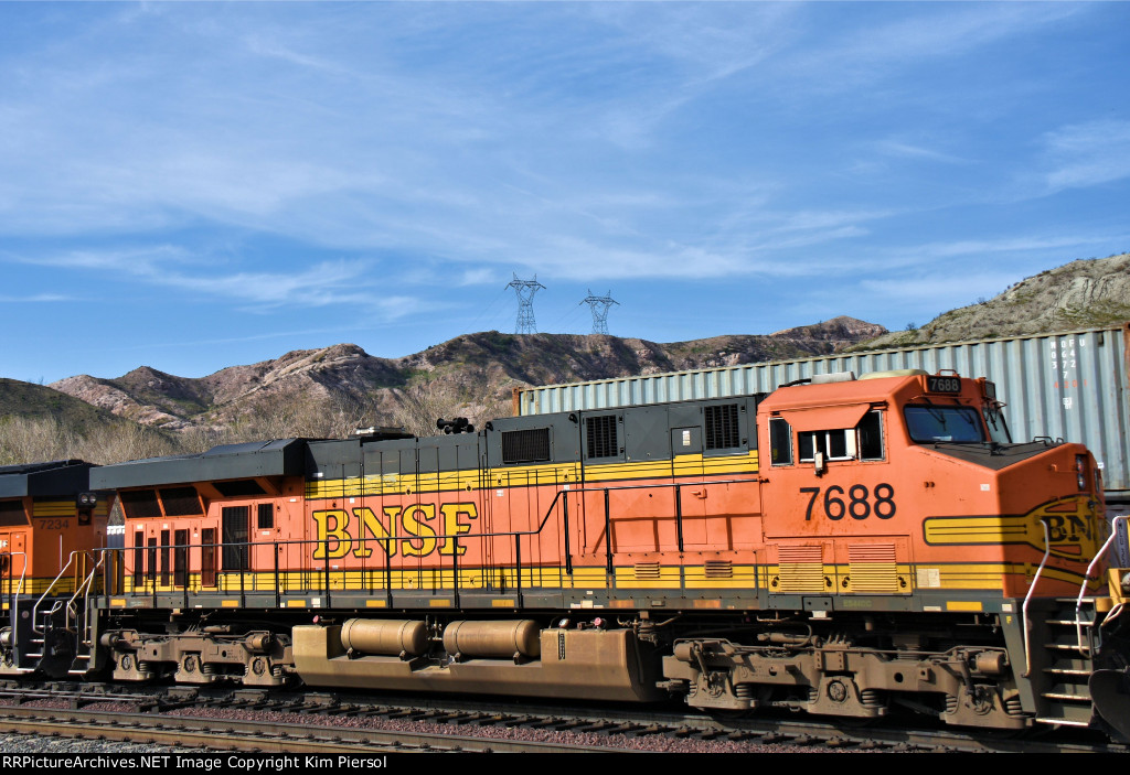 BNSF 7688